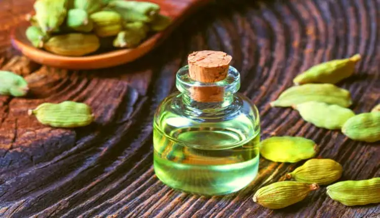 حبة هيل واحدة تقضي على رائحة الفم غير المرغوبة - مصدر الإخبارية